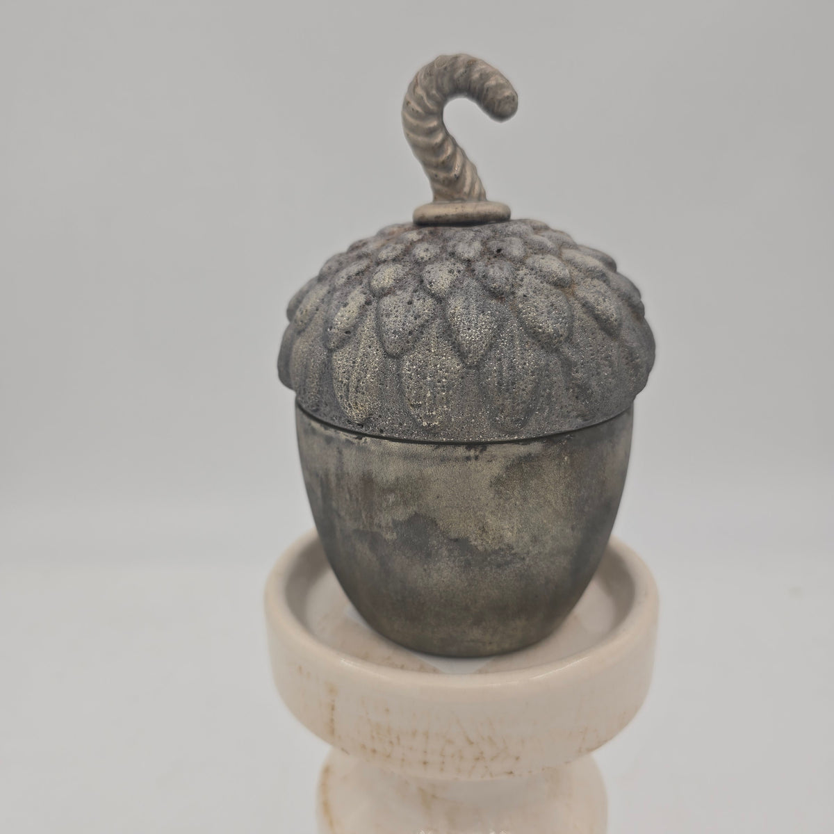 6" Acorn Pot with Lid– Design Decor Knoxville