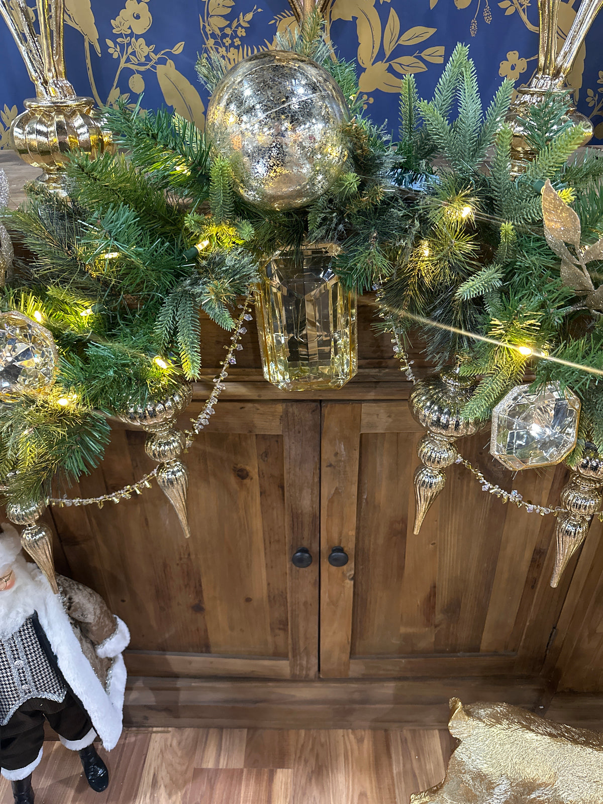 "Nature's Opulence" Signature Christmas Garland– Design Decor Knoxville