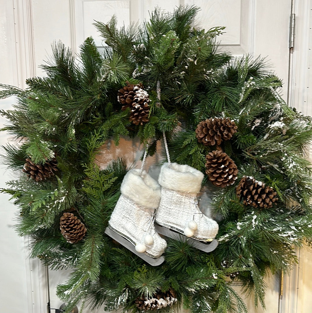 Winter Wreaths– Design Decor Knoxville